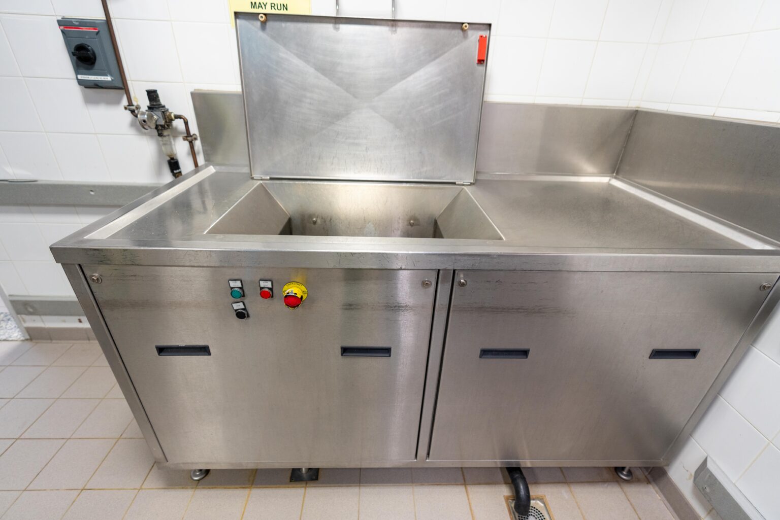 Emirates Flight Catering Kitchen - Envac Singapore