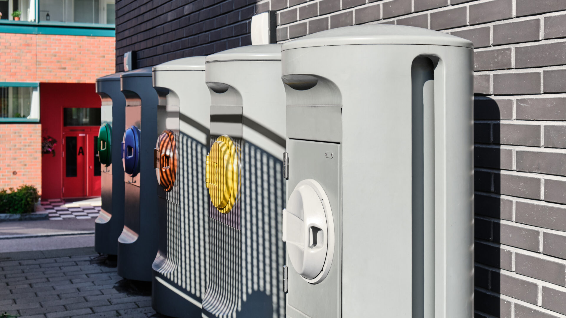 Envac Finland showcasing automatic waste collection technology at ...